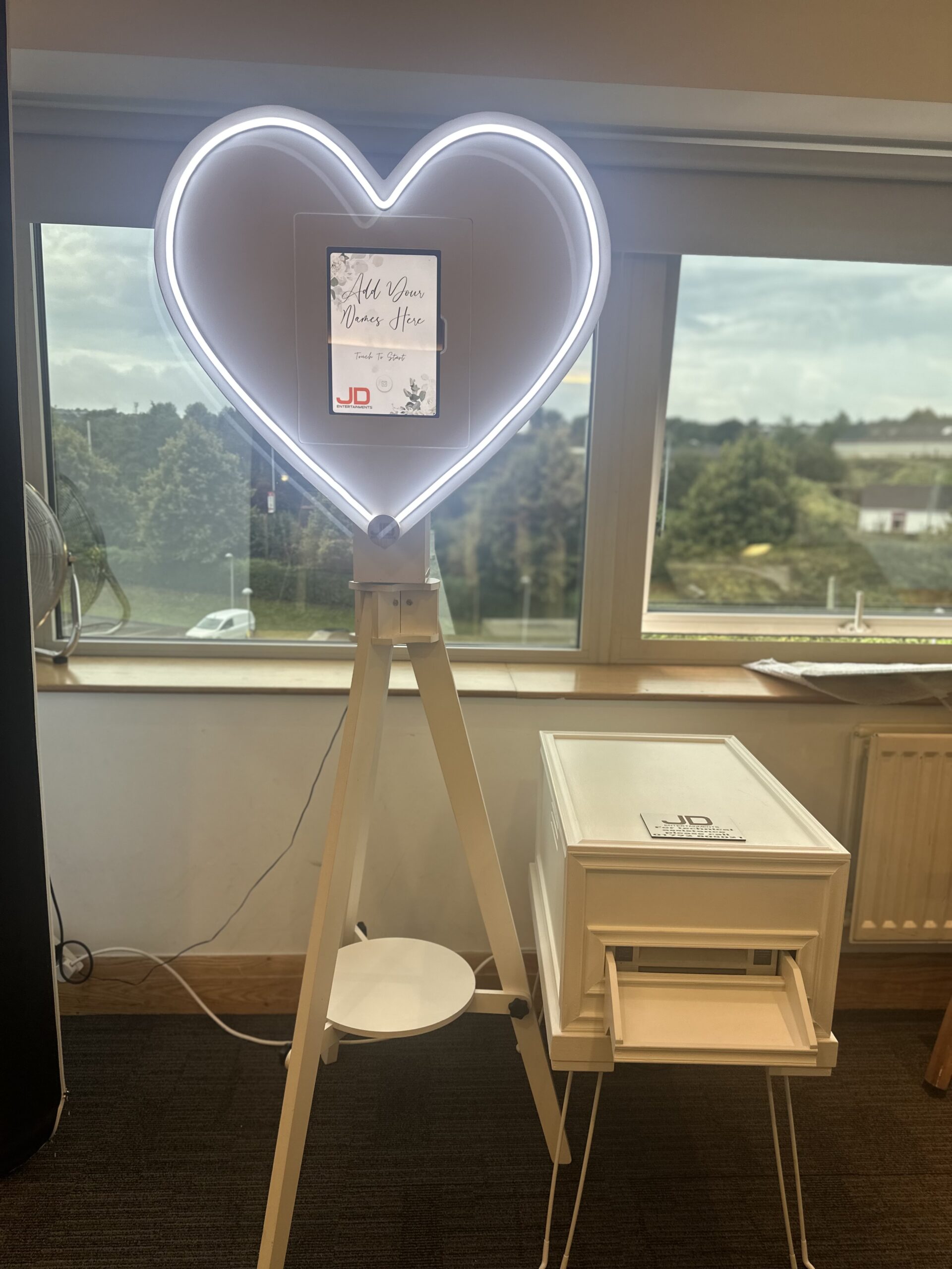 Selfie pods - JD Entertainments - Photo Booth For Hire Swansea | JD ...